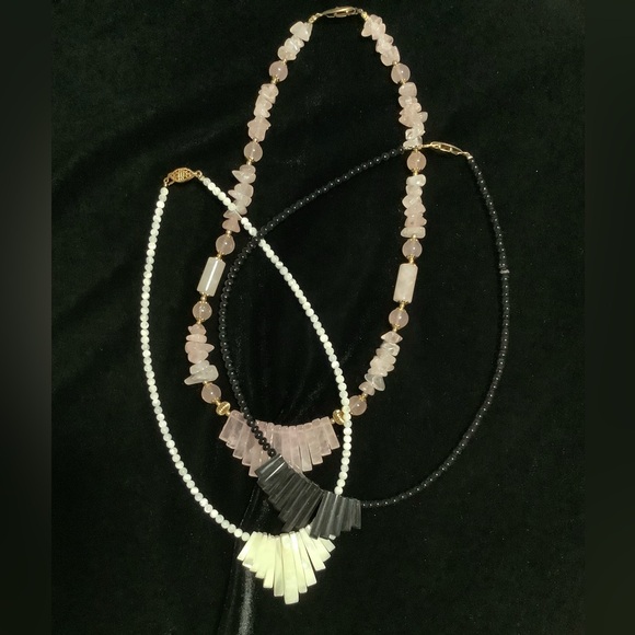 Unbranded | Jewelry | Vintage Hawaiian Shellstone Necklaces Bundle Of 3 ...